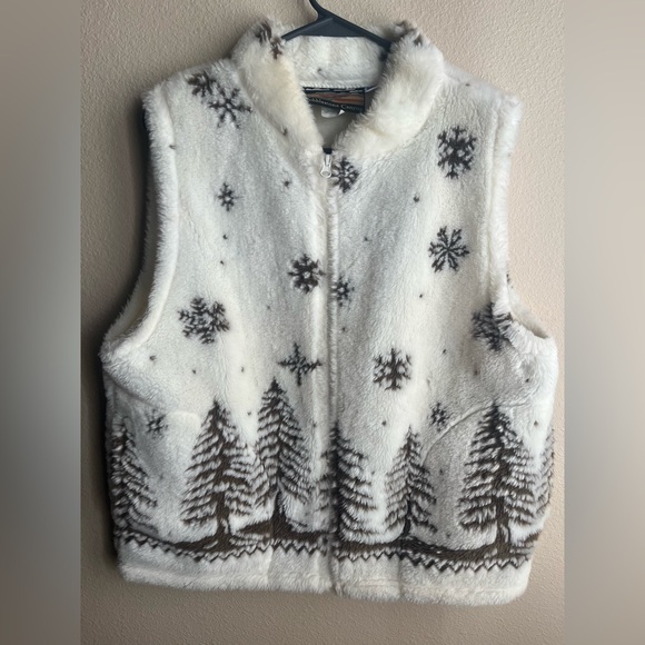 cobblestone Canyon | Jackets & Coats | Cobblestone Canyon White And ...
